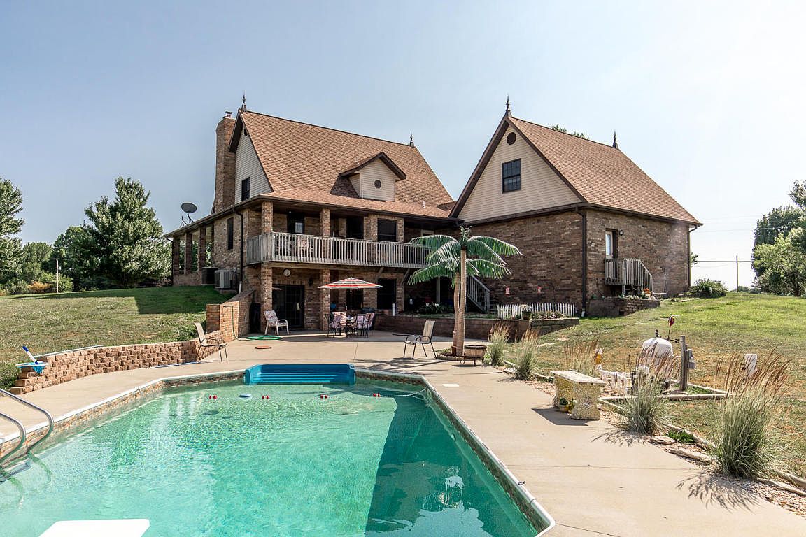 1020 Ross Rd, Springfield, MO 65803 | Zillow