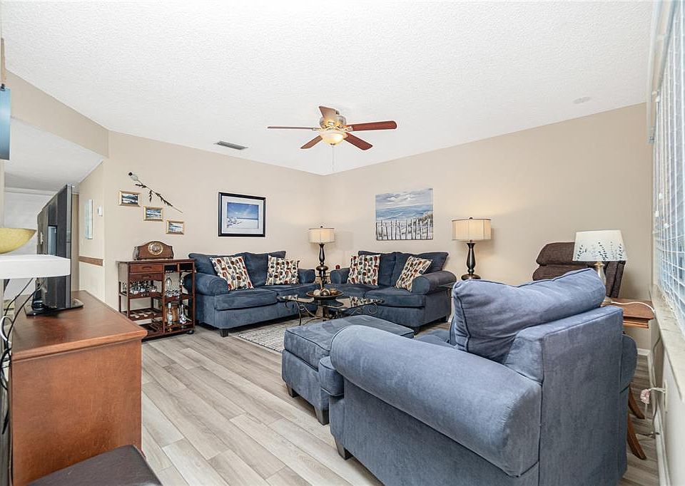 22375 Edgewater Dr APT 140, Punta Gorda, FL 33980 | MLS #C7482369 | Zillow