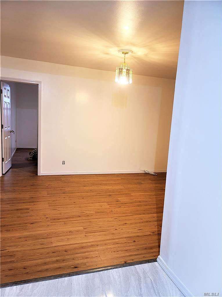 3818 32nd St, Long Island City, NY 11101 | Zillow