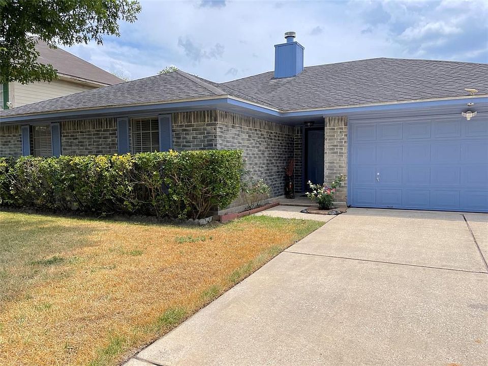 7835 Yellow Pine Dr, Houston, TX 77040 | Zillow