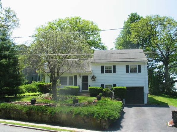 Rental Listings in Melrose MA - 28 Rentals | Zillow