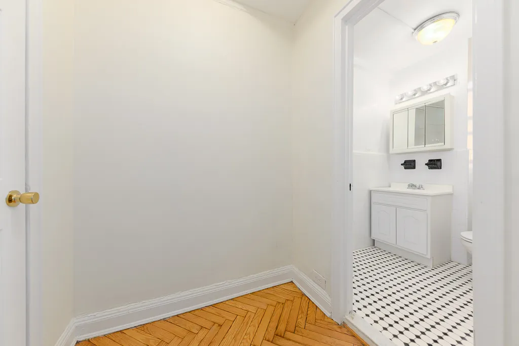 910 Grandconcourse #7H in Concourse, Bronx | StreetEasy