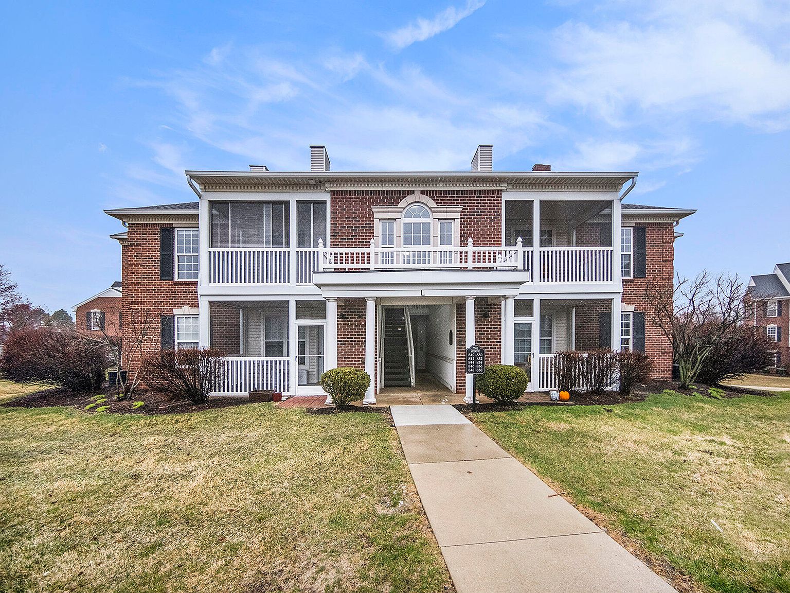 852 W Summerfield Glen Cir, Ann Arbor, MI 48103 | Zillow