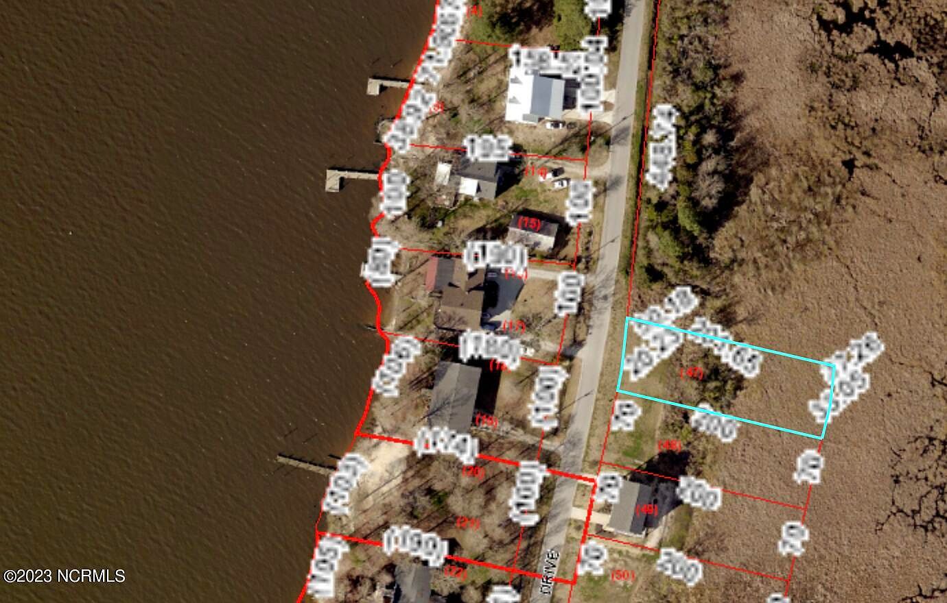 47 Riverside Drive, New Bern, NC 28560 | Zillow