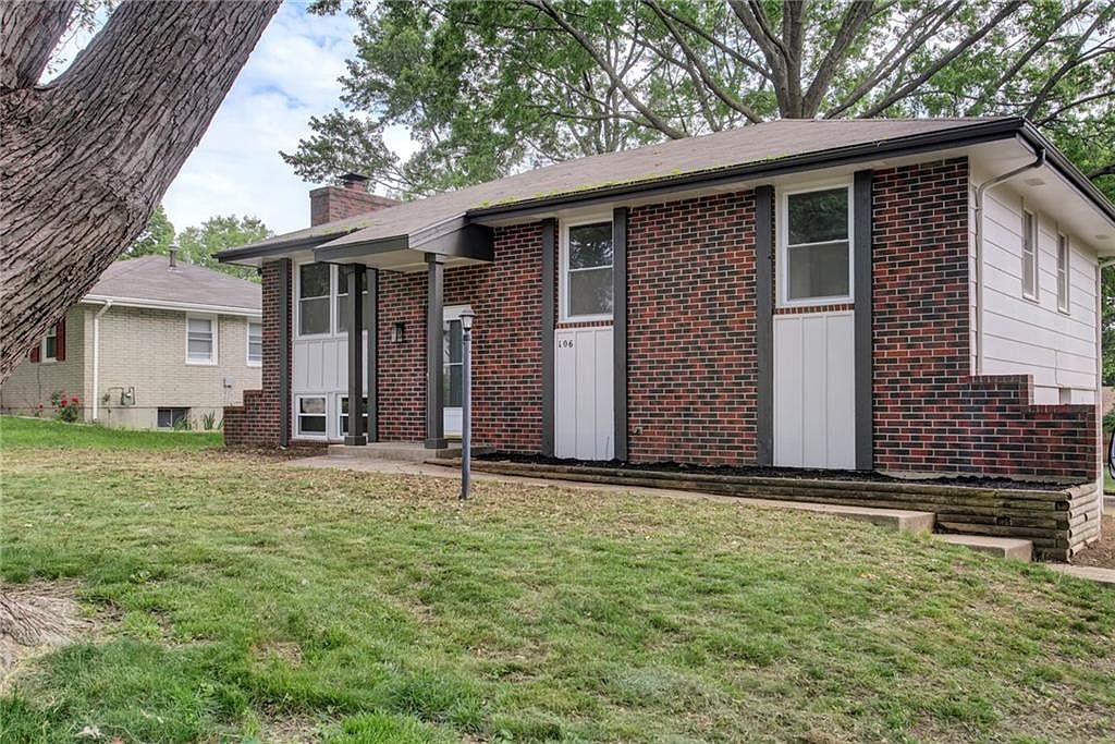 106 SE Moore Ct, Blue Springs, MO 64014 | Zillow