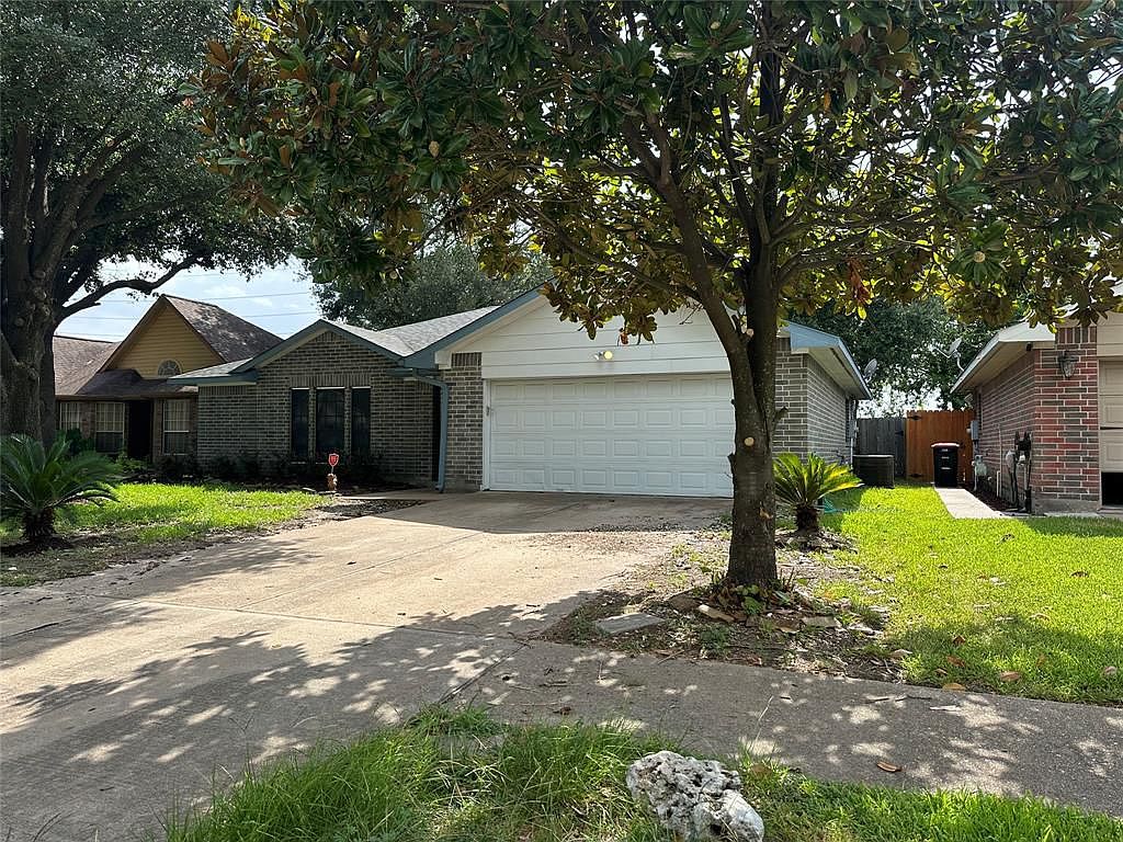 11811 Marburg Dr, Houston, TX 77066 | Zillow