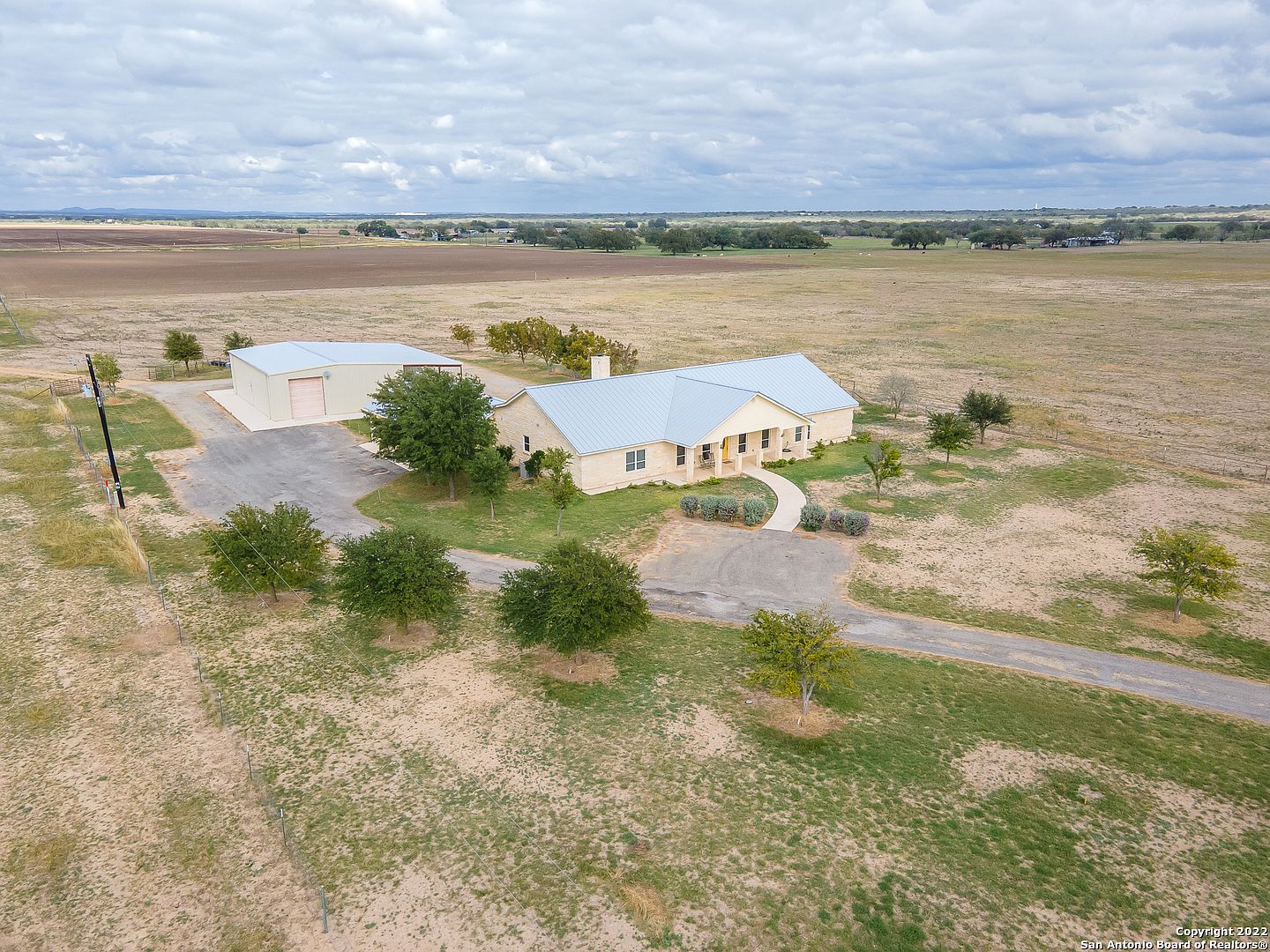511 COUNTY ROAD 423, D Hanis, TX 78850 | MLS #1765545 | Zillow