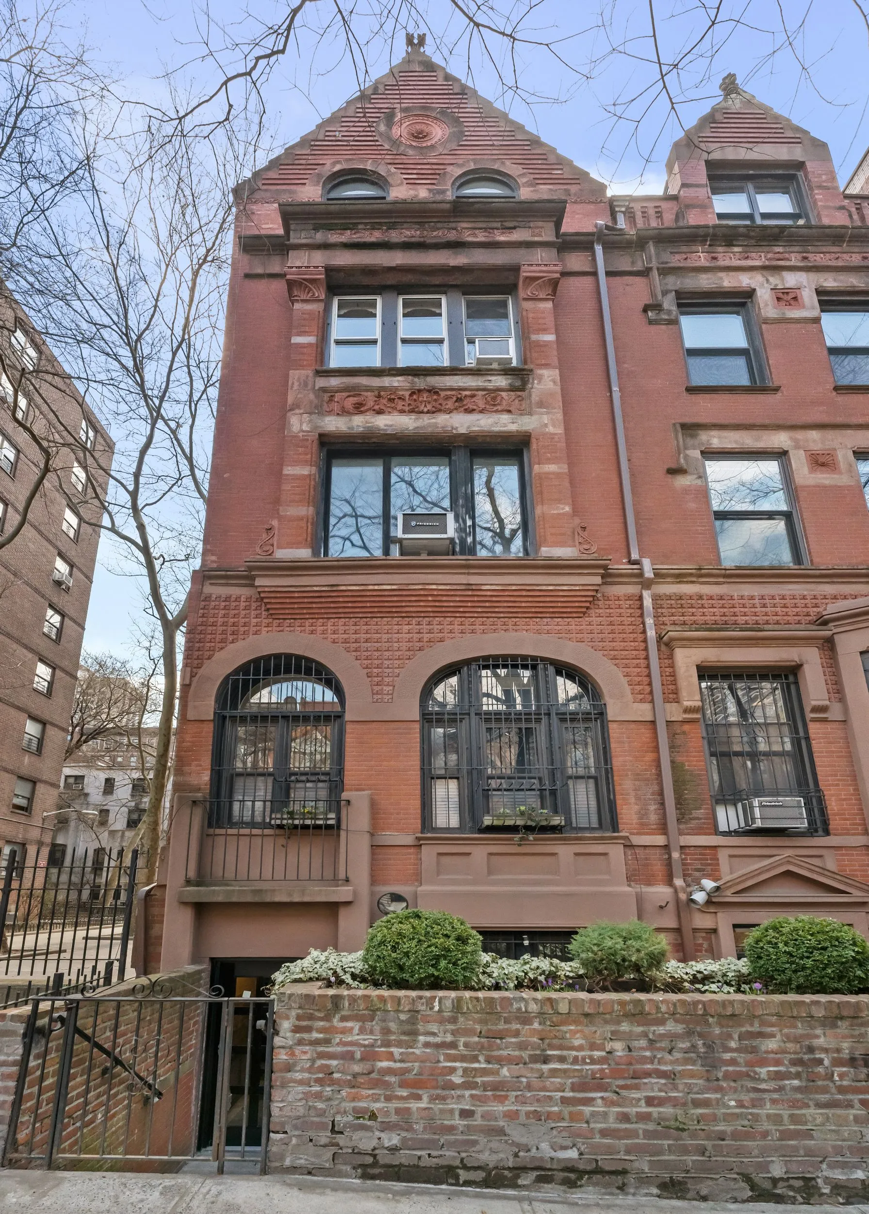 146 West 94th Street #2 in Upper West Side, Manhattan | StreetEasy