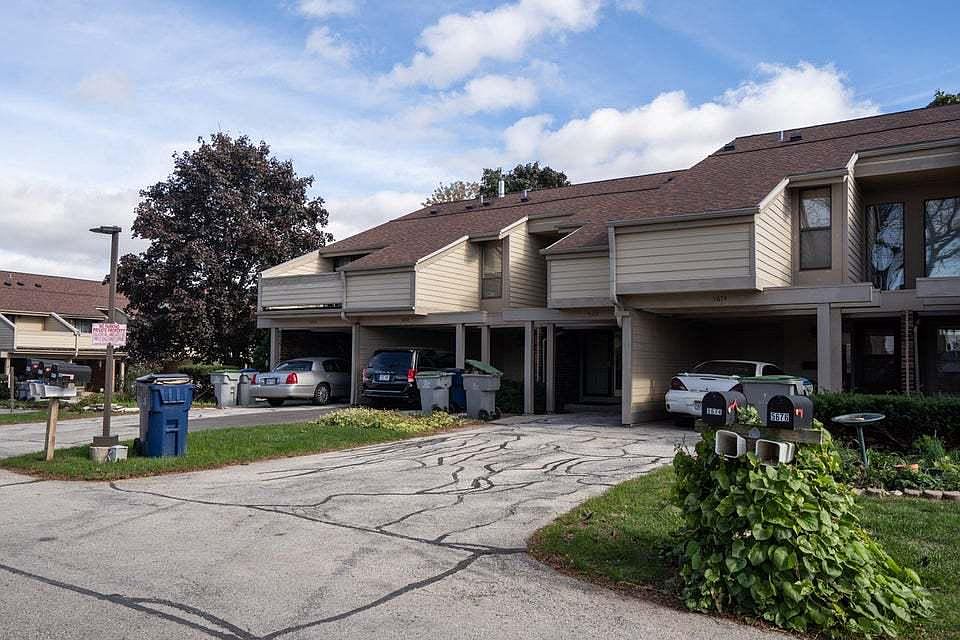 5674 South 27th STREET, Milwaukee, WI 53221 | Zillow