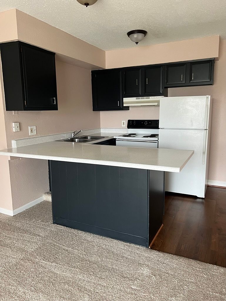 718 S Dewitt Dr, Dewitt, MI 48820 | Zillow