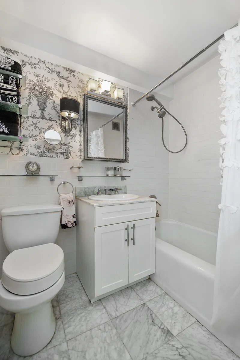 11 Riverside Drive #13OE in Upper West Side, Manhattan | StreetEasy