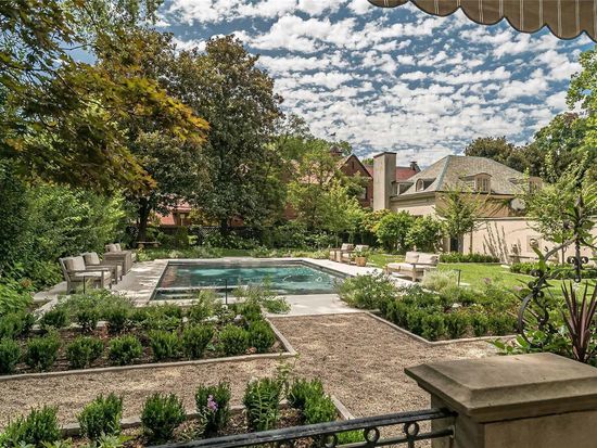 22 Portland Pl, Saint Louis, MO 63108 | Zillow
