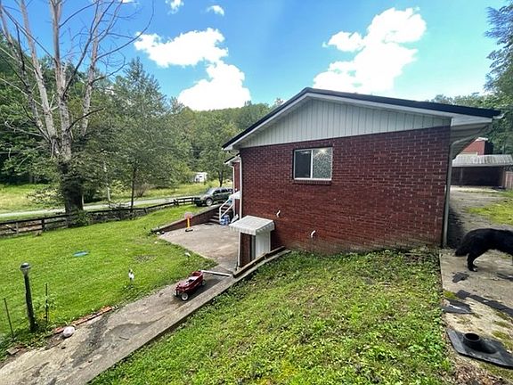 774 Pine Creek Rd, Mayking, KY 41837 | MLS #117438 | Zillow