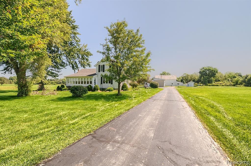 1880 Mayfield Rd, Lapeer, MI 48446 | MLS #20230069398 | Zillow