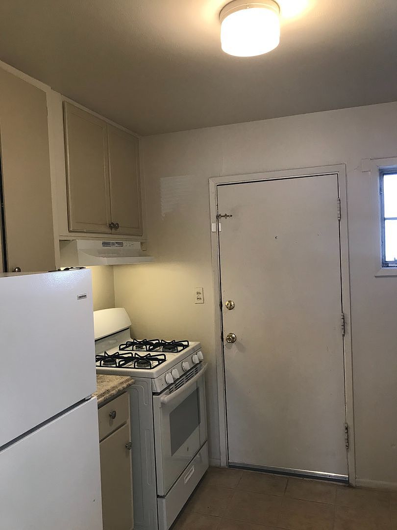 2811 Duncan Dr UNIT B, Amarillo, TX 79109 | Zillow