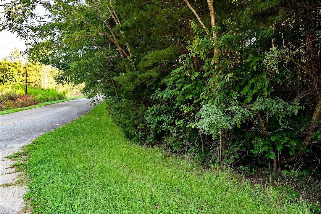 4 Bowen Hill Rd, Pelzer, SC 29669 | MLS #20291569 | Zillow