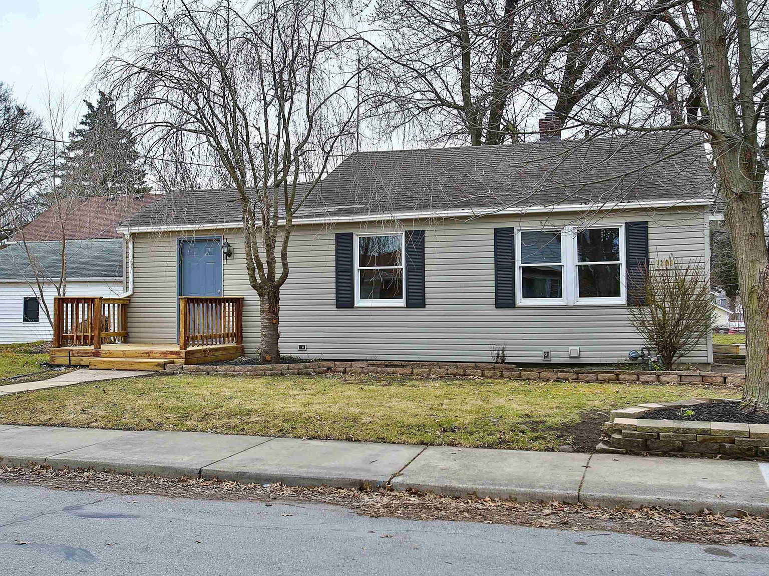 1308 Clara Ave, Fort Wayne, IN 46805 | Zillow