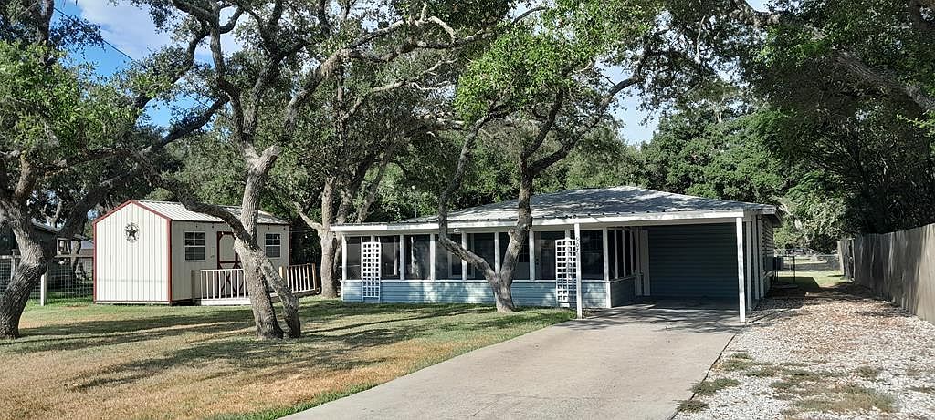907 N Kossuth St, Rockport, TX 78382 | MLS #143671 | Zillow