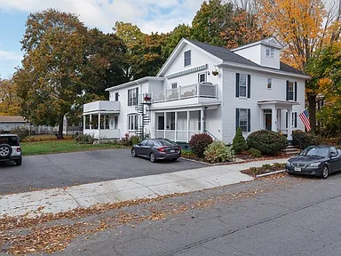 76 Bromfield St Newburyport MA | Zillow - Apartments for Rent in ...
