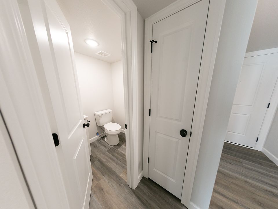 The Residences at Bryson Lake-366 SE 85 Rd. - 366 SE 85th Rd ...