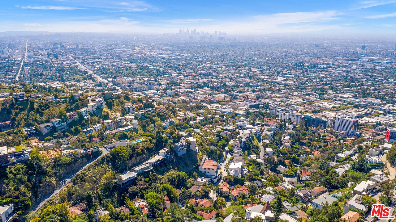 1632 Mountcrest Ave, Los Angeles, CA 90069 | Zillow