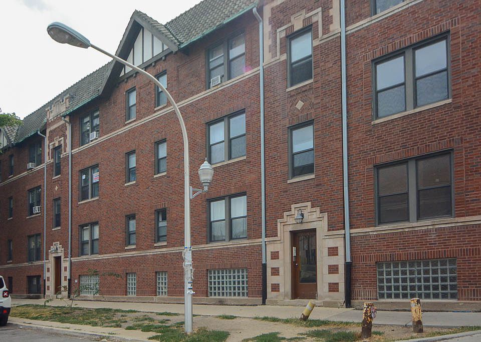 2714 N Spaulding Ave #II1, Chicago, IL 60647 | Zillow