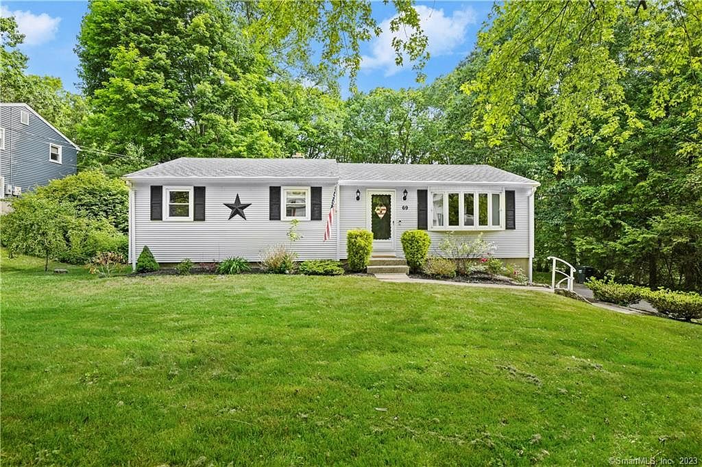 69 Beach Drive, Prospect, CT 06712 | Zillow