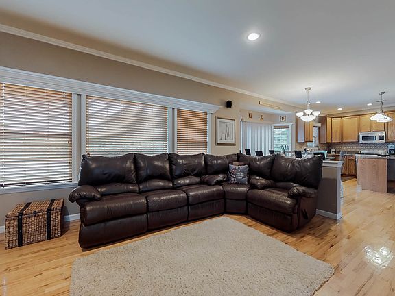 45 Jordan Dr, Medford, NY 11763 | Zillow