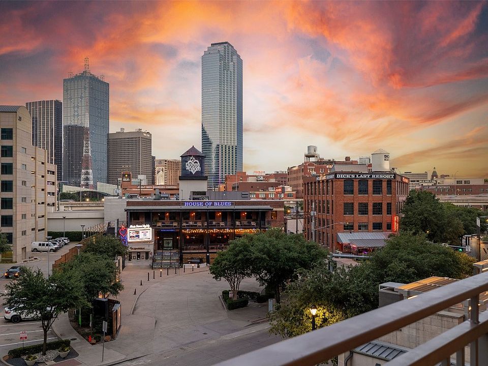 2323 N Houston St APT 407, Dallas, TX 75219 | Zillow