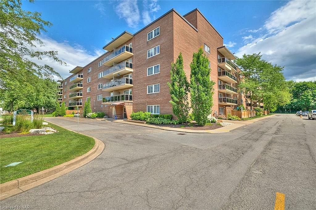 196 Scott St #201, Saint Catharines, ON L2N 5T2 | Zillow