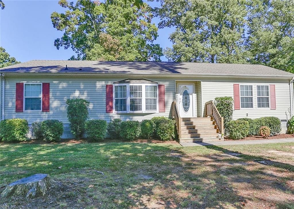 4 Prince George Ln, Newport News, VA 23608 | MLS #10507579 | Zillow