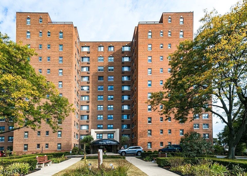 11720 Edgewater Dr APT 1009, Lakewood, OH 44107 | Zillow