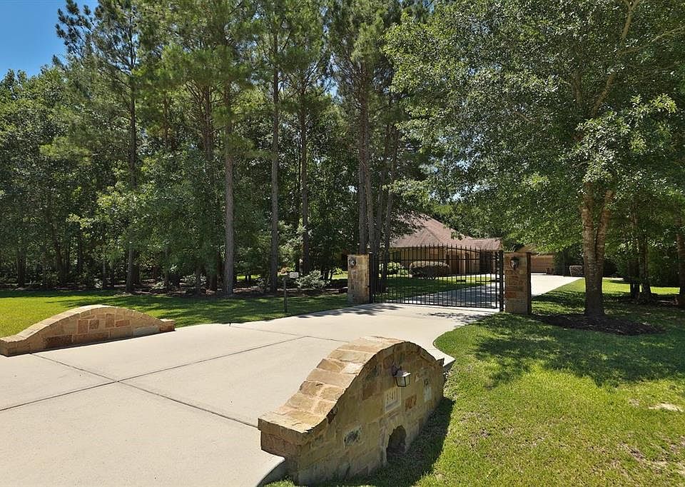 23541 High Meadow Estates Dr, Montgomery, TX 77316 | Zillow