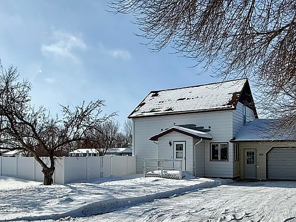 610 Ryan St, Munich, ND 58352 | MLS #25-146 | Zillow