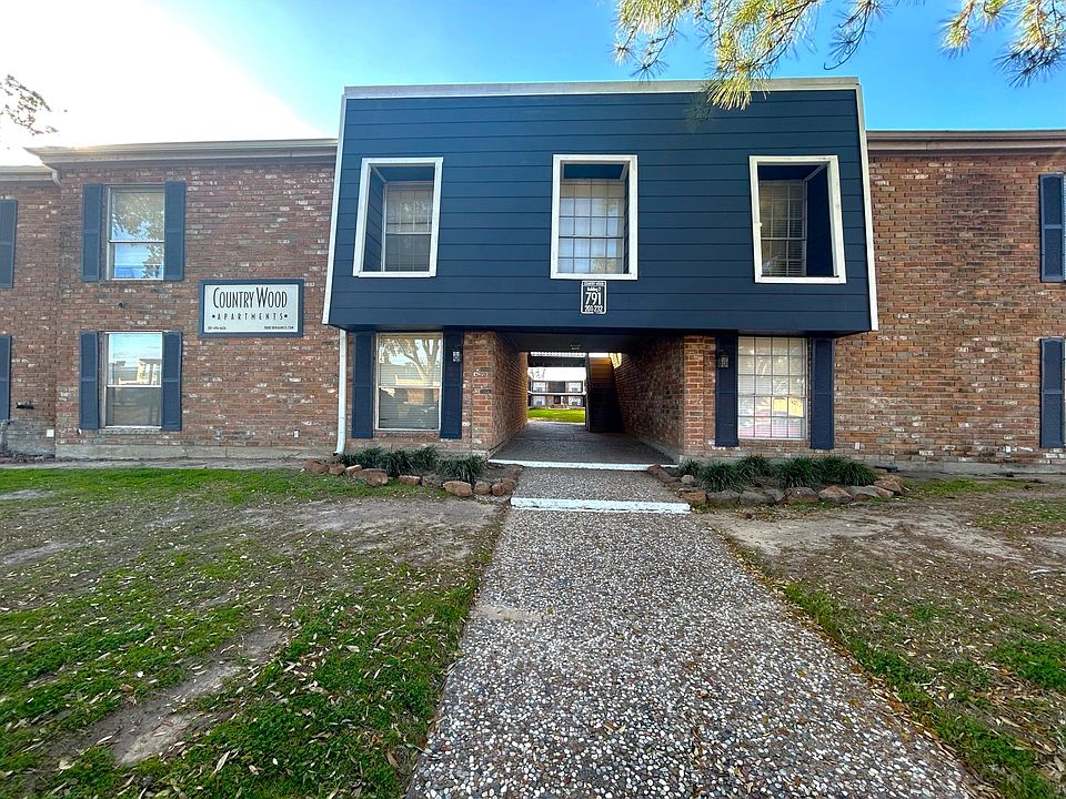 Country Wood - 791 Bateswood Dr Houston TX | Zillow