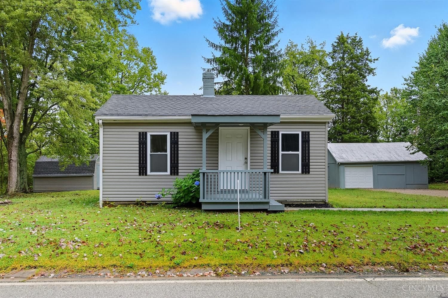 422 Amelia Olive Branch Rd, Amelia, OH 45102 | Zillow