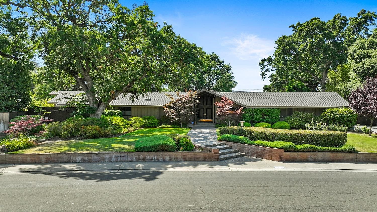 7209 Woodside Dr, Stockton, CA 95207 | MLS #223082976 | Zillow
