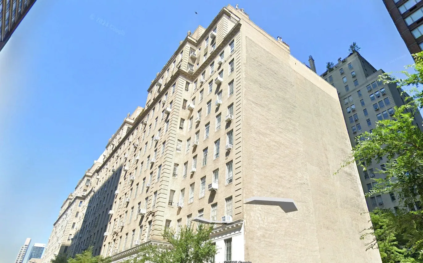 353 West 56th Street #2A in Hell's Kitchen, Manhattan | StreetEasy