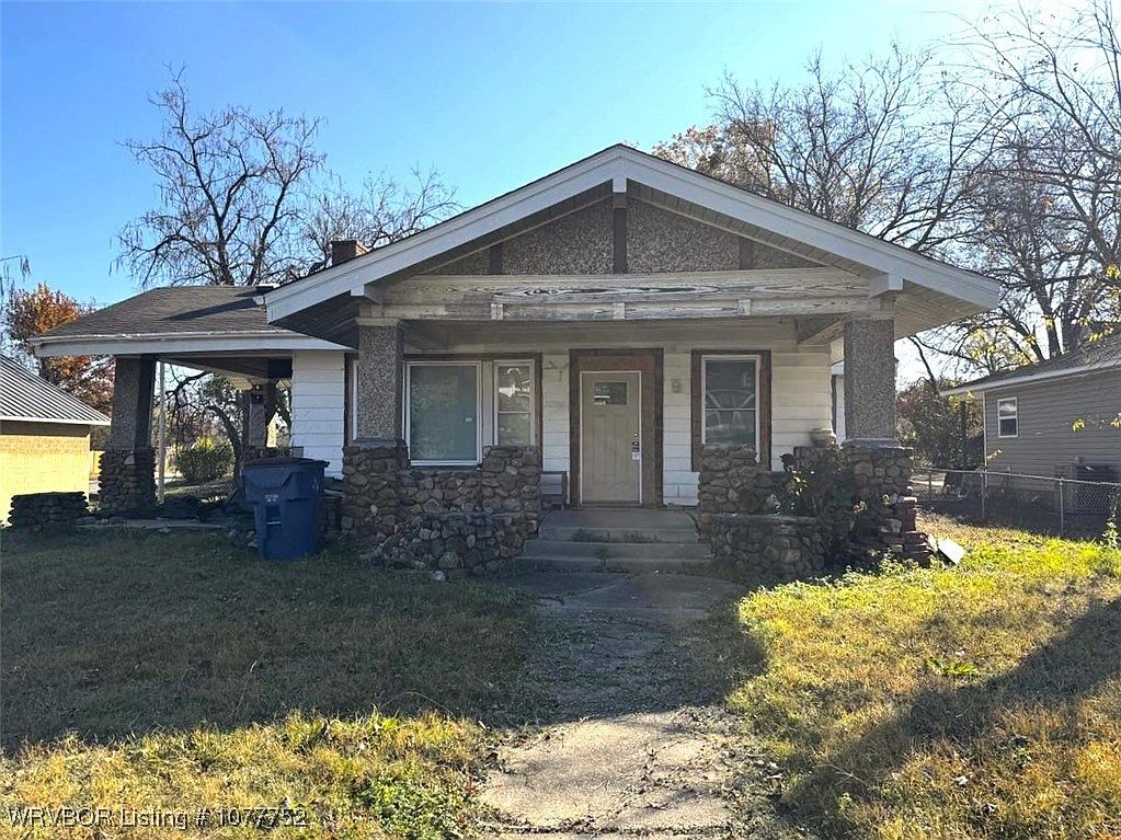 1216 N 13th St, Fort Smith, AR 72901 | MLS #1077752 | Zillow