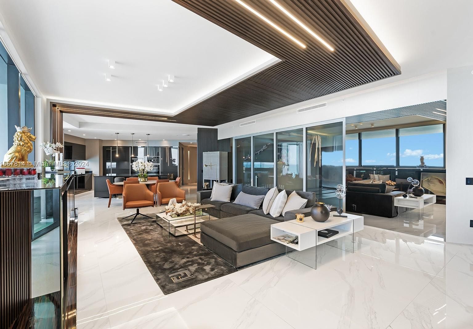 18555 Collins Ave APT 701, Sunny Isles Beach, FL 33160 | MLS #A11567814 ...
