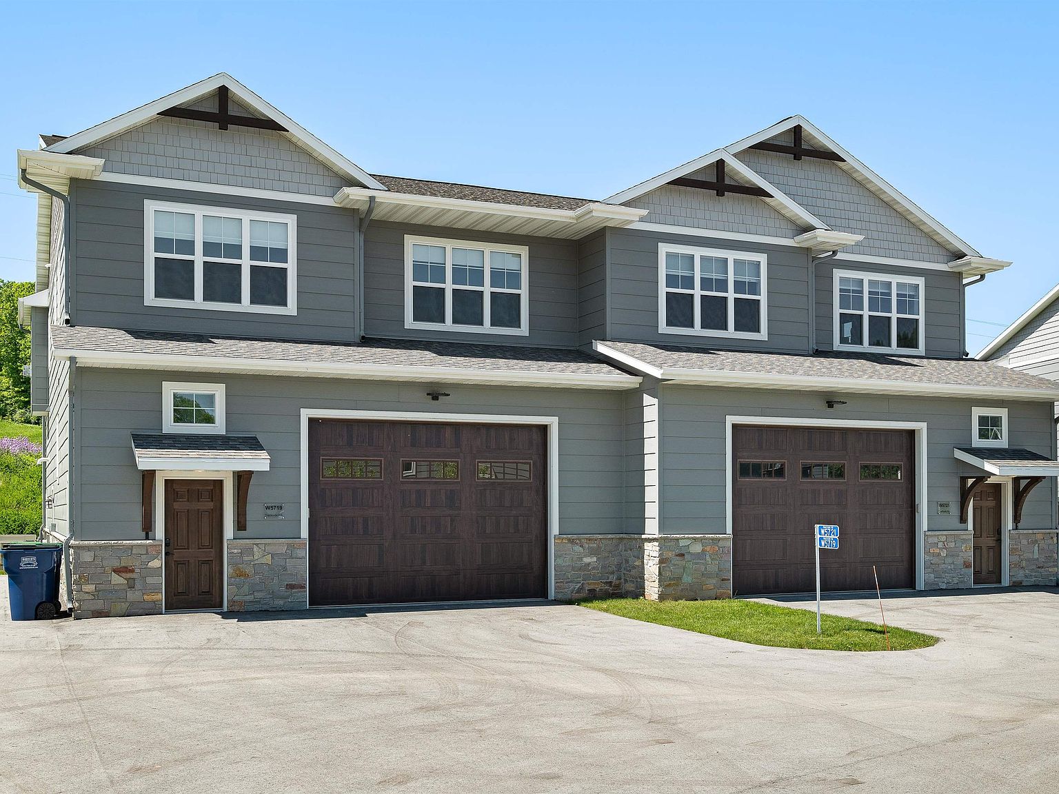 W5719 Trackside Rd #14, Plymouth, WI 53073 | Zillow