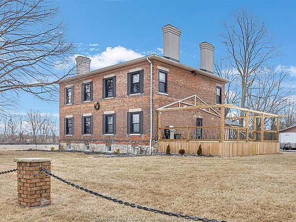 849 Front Rd S, Amherstburg, ON N9V 2M4 | MLS #25004877 | Zillow