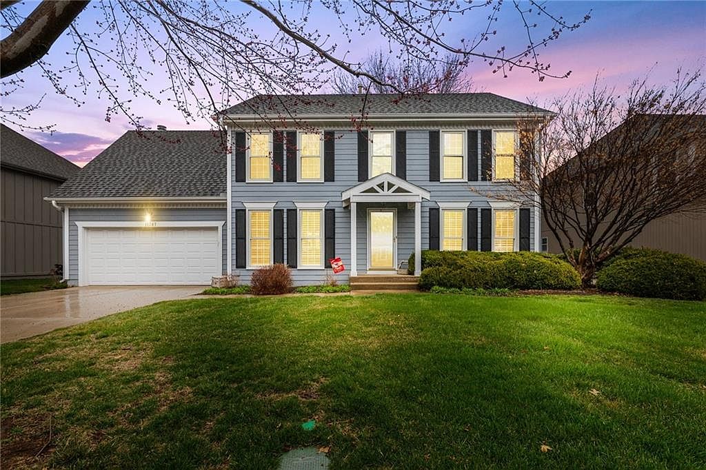 11387 S Widmer Rd, Lenexa, KS 66215 | Zillow