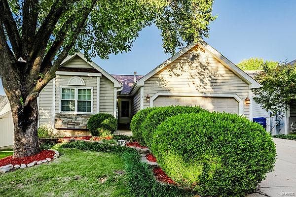 1844 Strawberry Ridge Dr, Ballwin, MO 63021 | Zillow