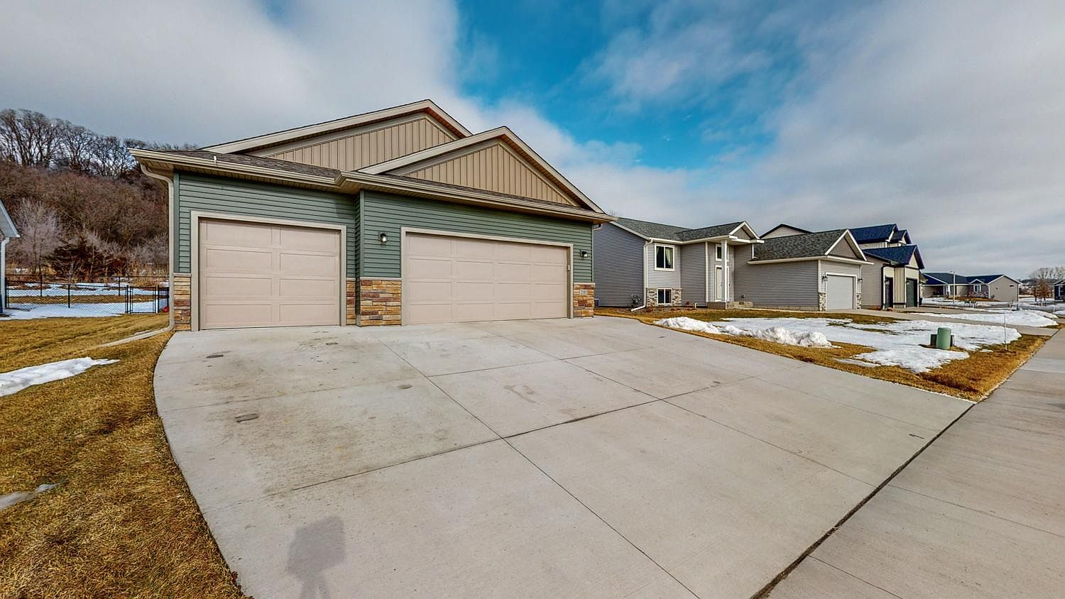 2183 Hadley Hills Dr NE, Rochester, MN 55906 | Zillow