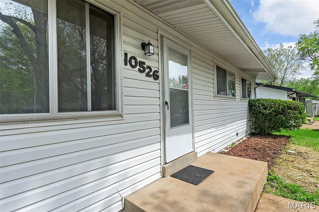 10526 Olney Dr, Saint Louis, MO 63136 | Zillow