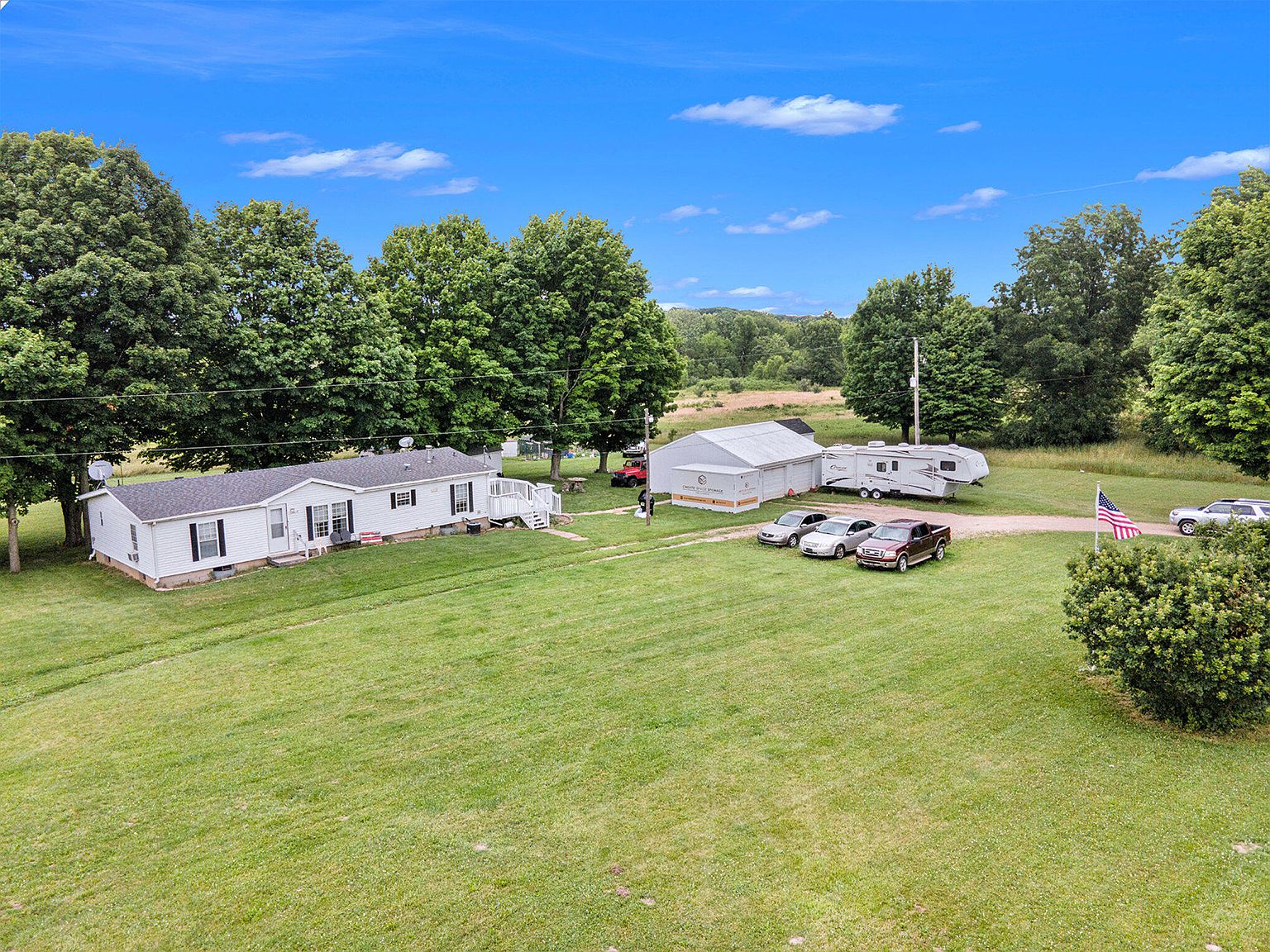 885 Q Dr S, Fulton, MI 49052 | Zillow