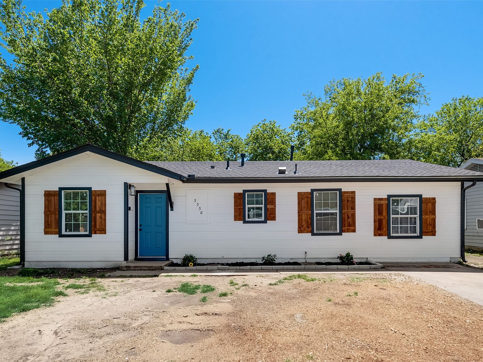 5556 Cottey St, Fort Worth, TX 76119 | Zillow