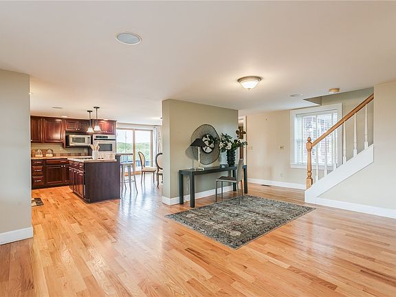 5038 Lake Rd, Williamson, NY 14589 | Zillow