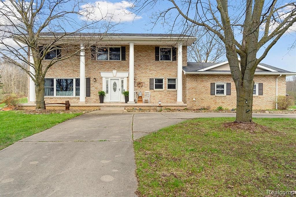 8114 Gale Rd, Goodrich, MI 48438 | MLS #20240025437 | Zillow